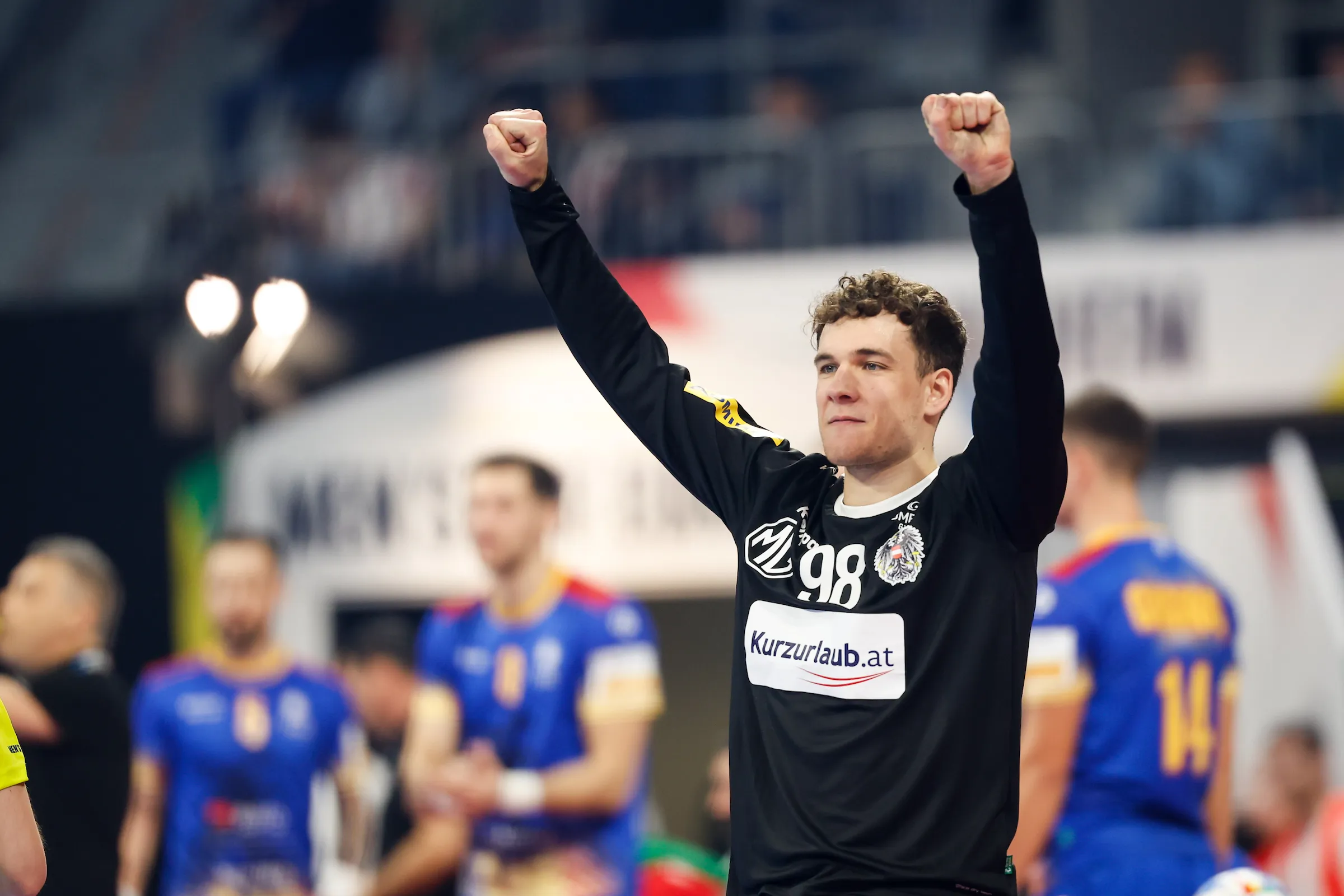 Constantin Möstl helps Austria open EHF EURO account with a win
