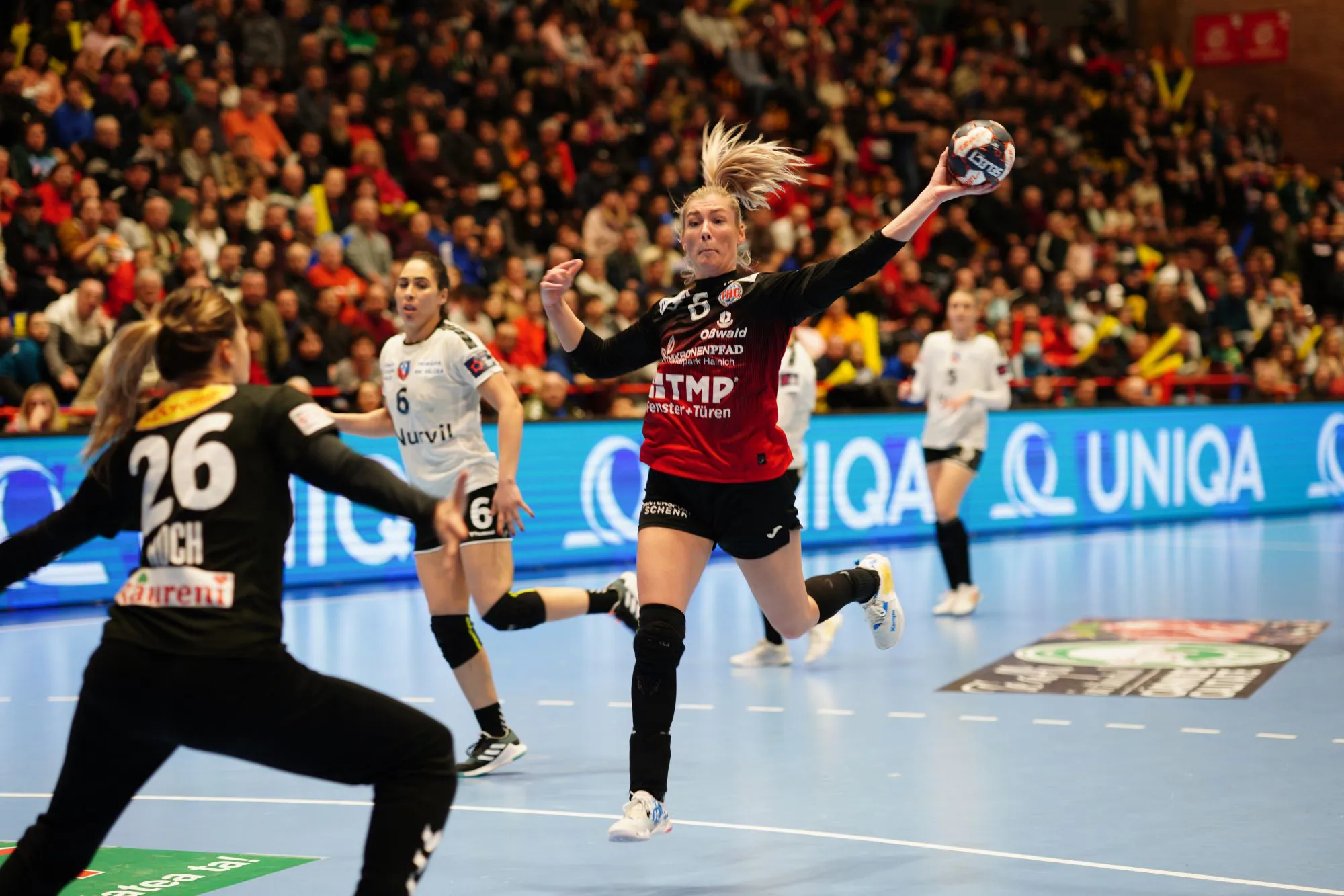 Thüringer HC advance despite draw against Valcea