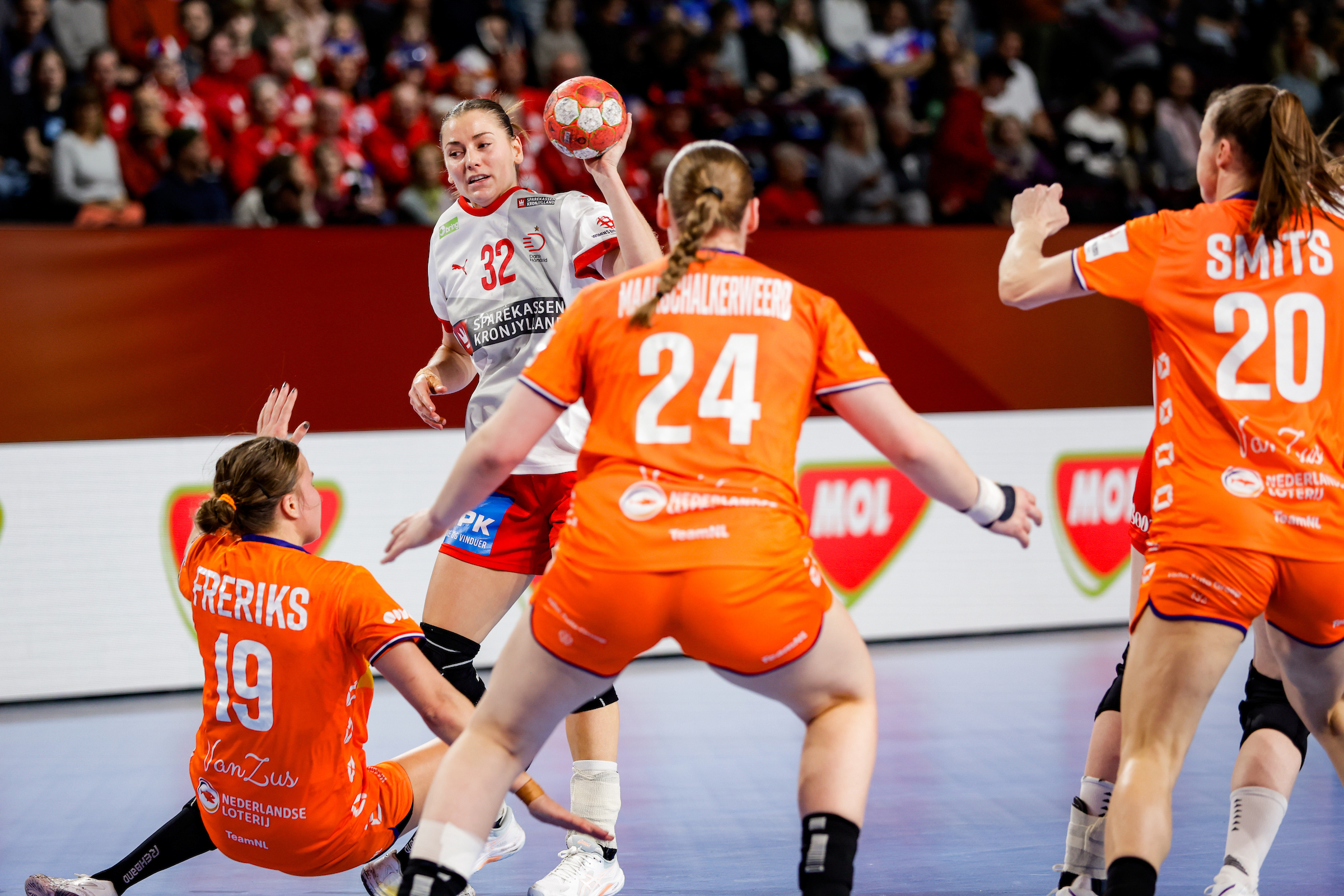 Denmark take last EHF EURO 2024 semi-final spot