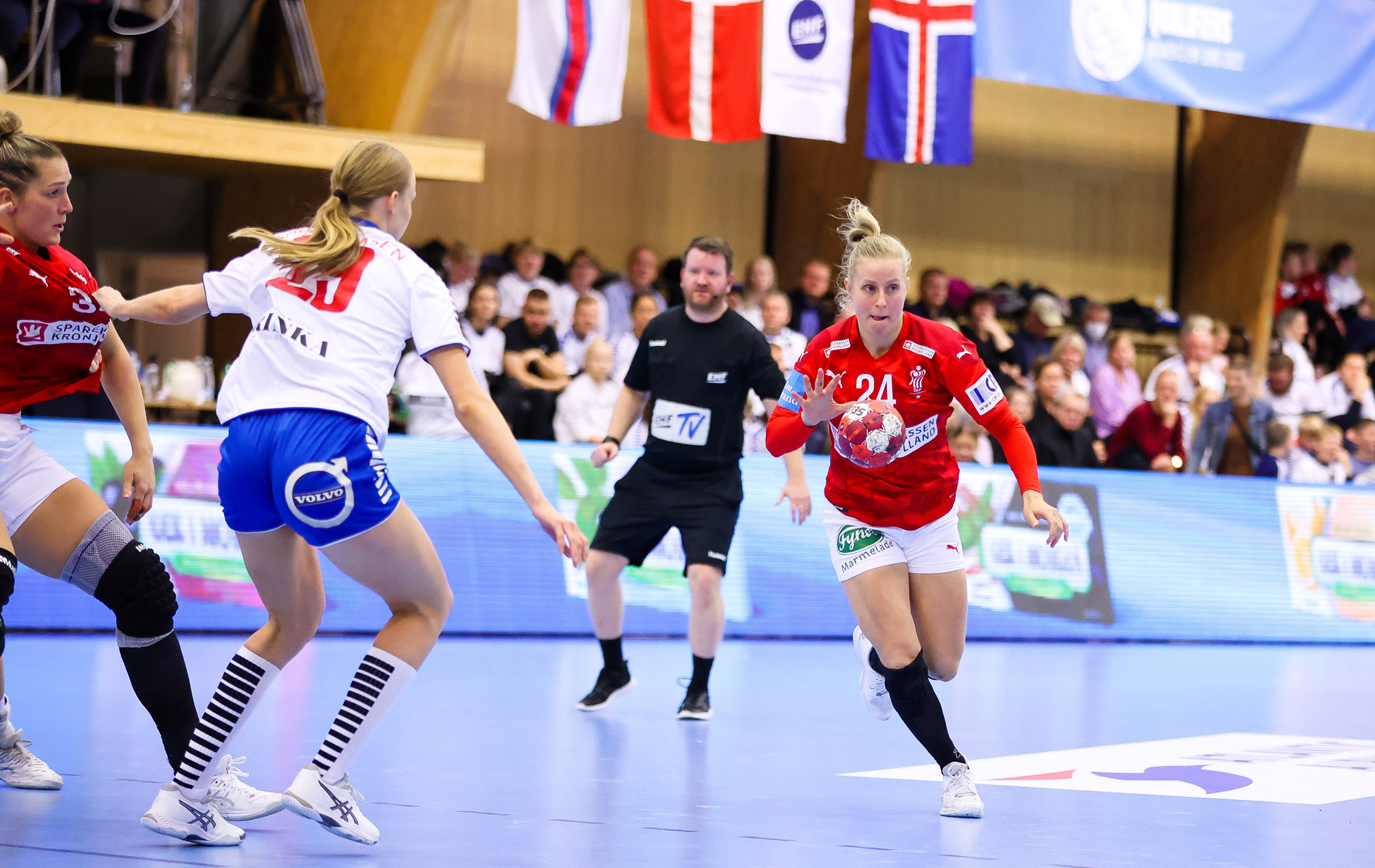 Flawless Denmark seal huge win against the Faroe Islands