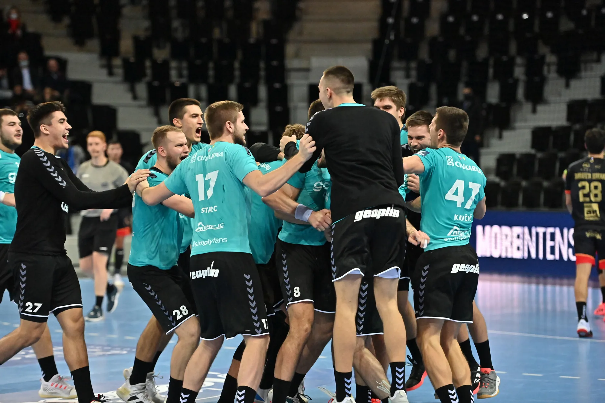 Velenje earn comeback draw against PAUC