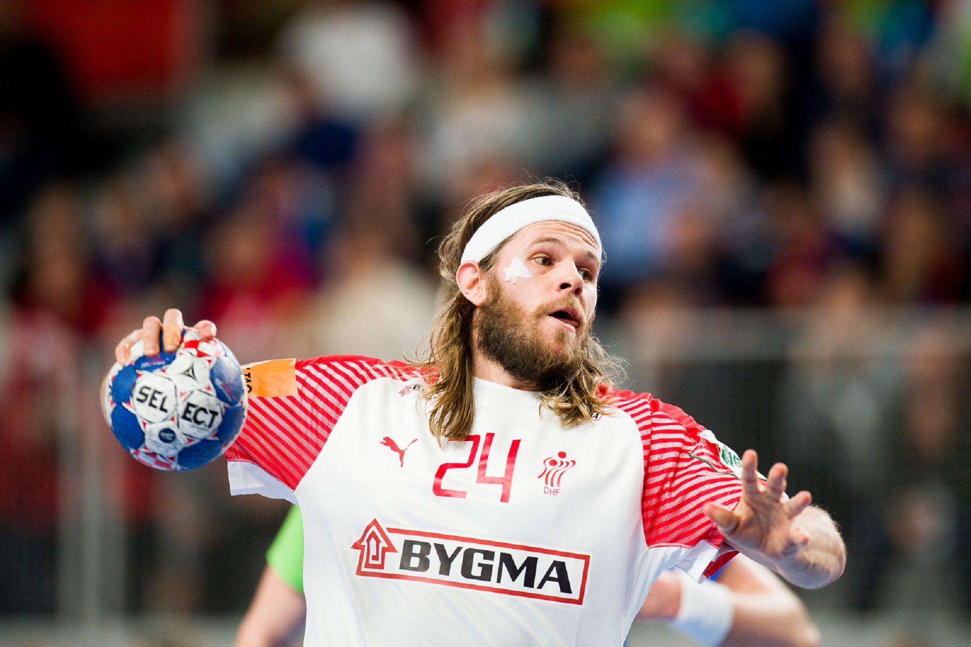 The greatest handball players of all time include Karabatic and Balic