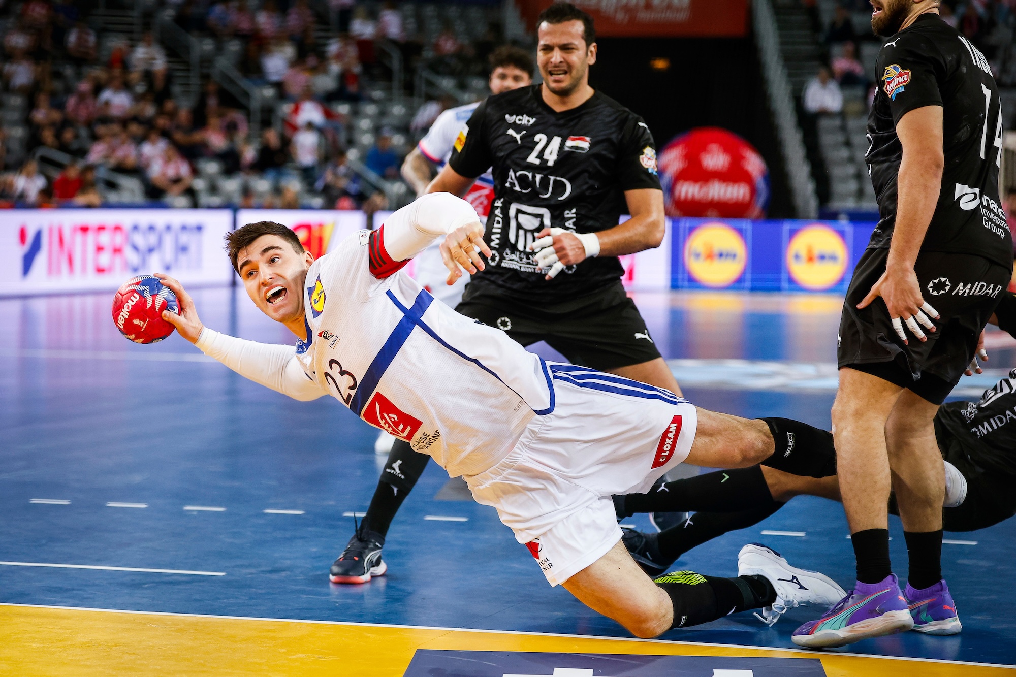 The handball “el clasico” — Croatia and France in semi-final battle