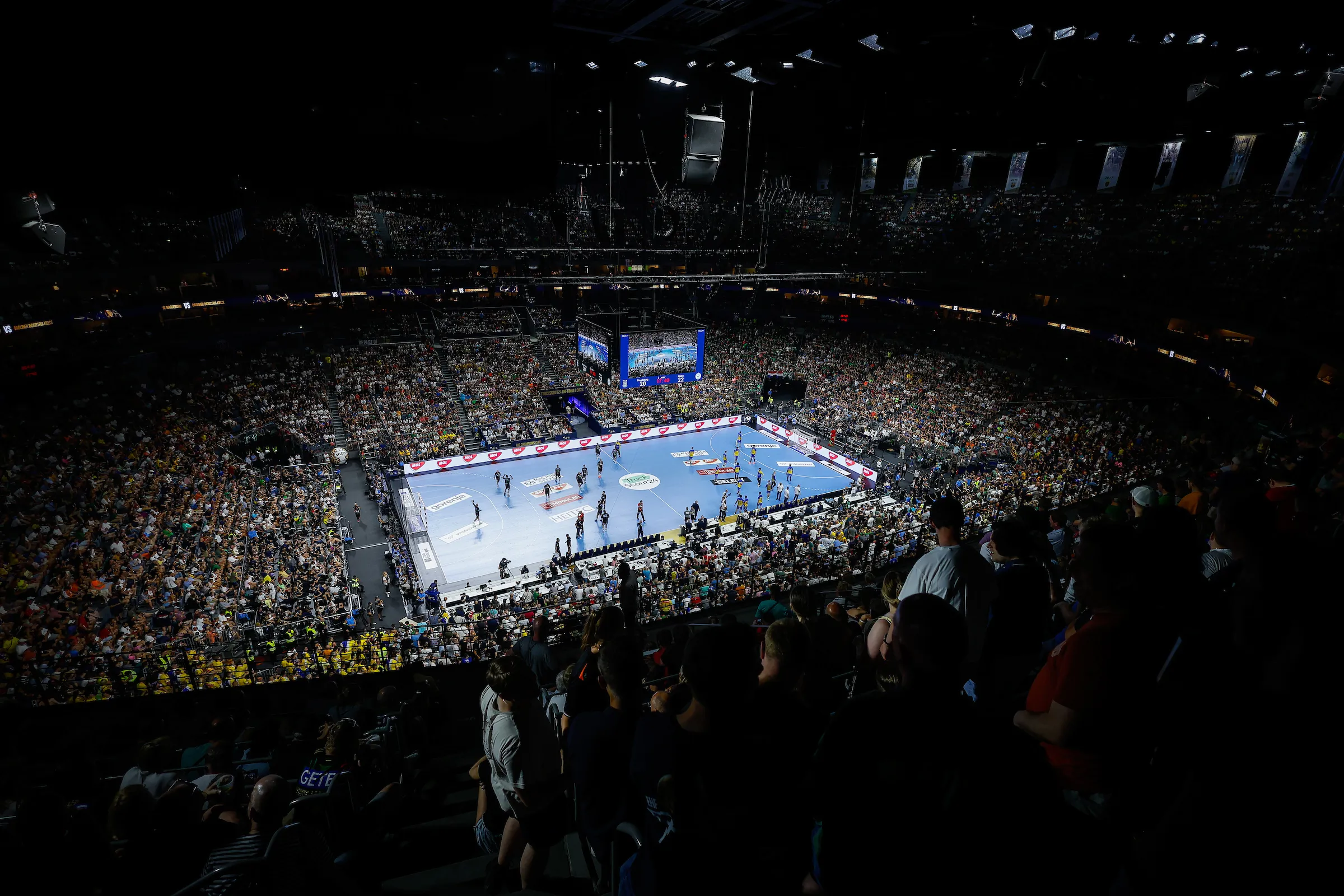 Partners and fans flock to Cologne for biggest handball party