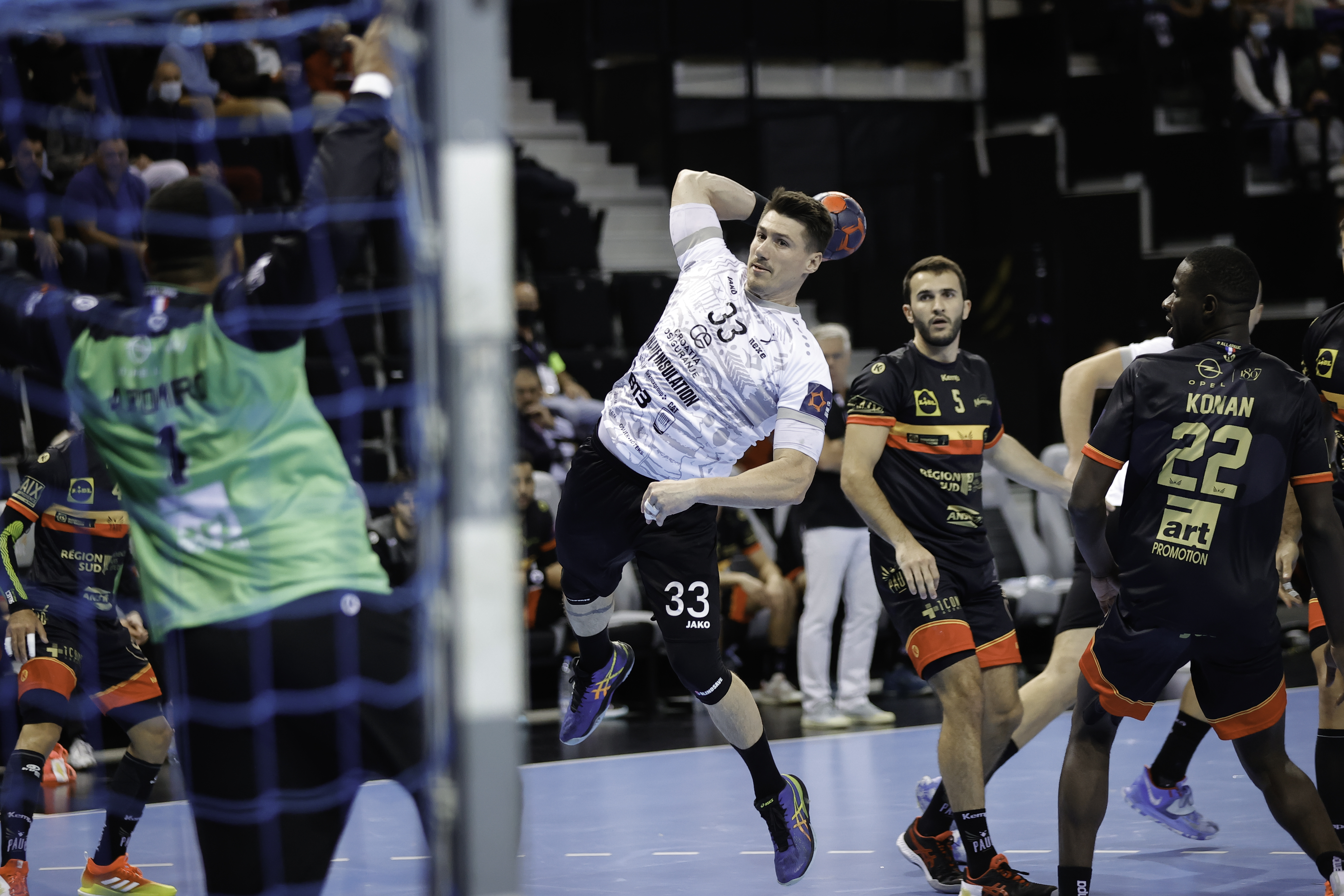 Jaganjac last-gasp goal lifts Nexe past PAUC