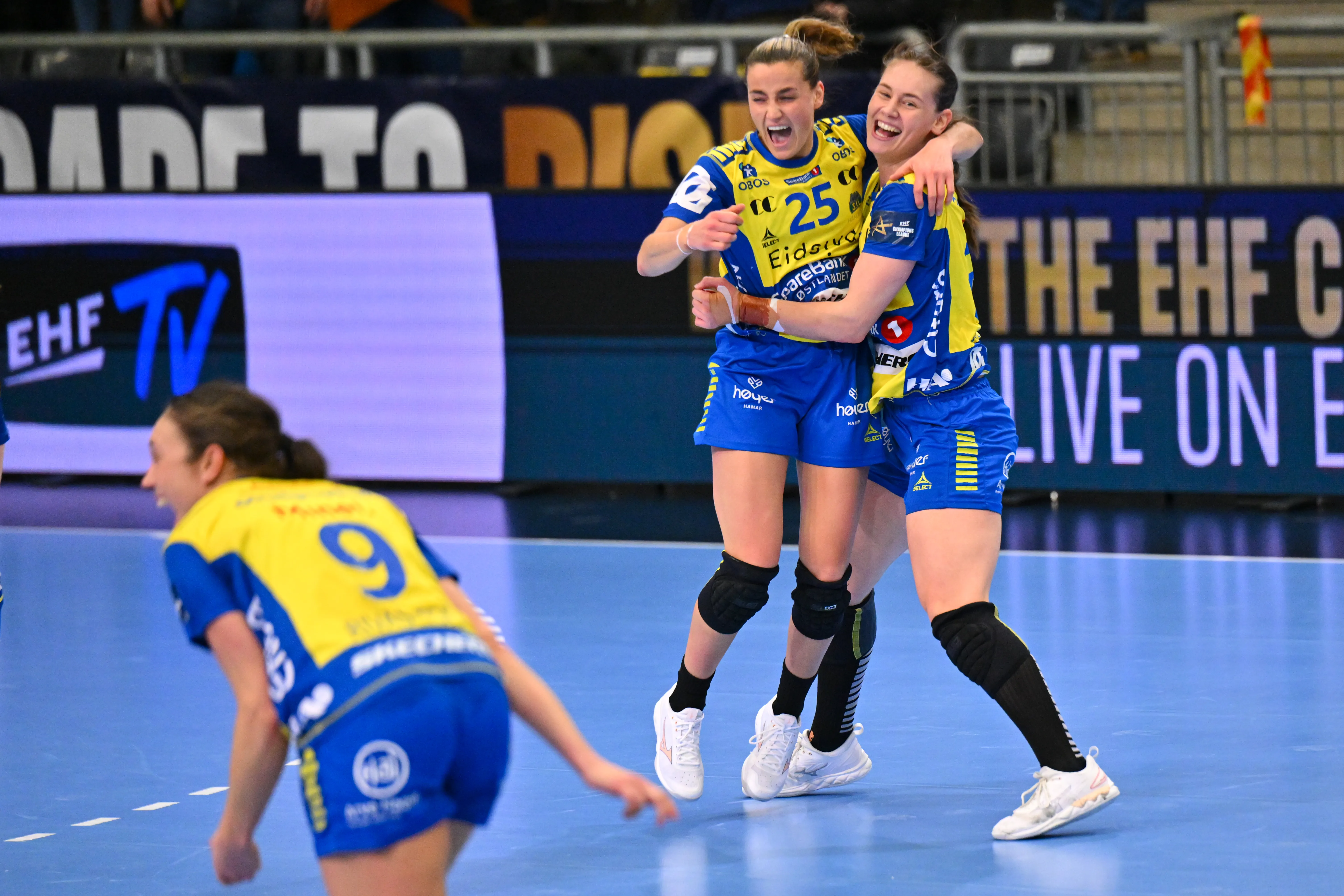 CSM Bucuresti triumph over Nykøbing, Storhamar stun Krim