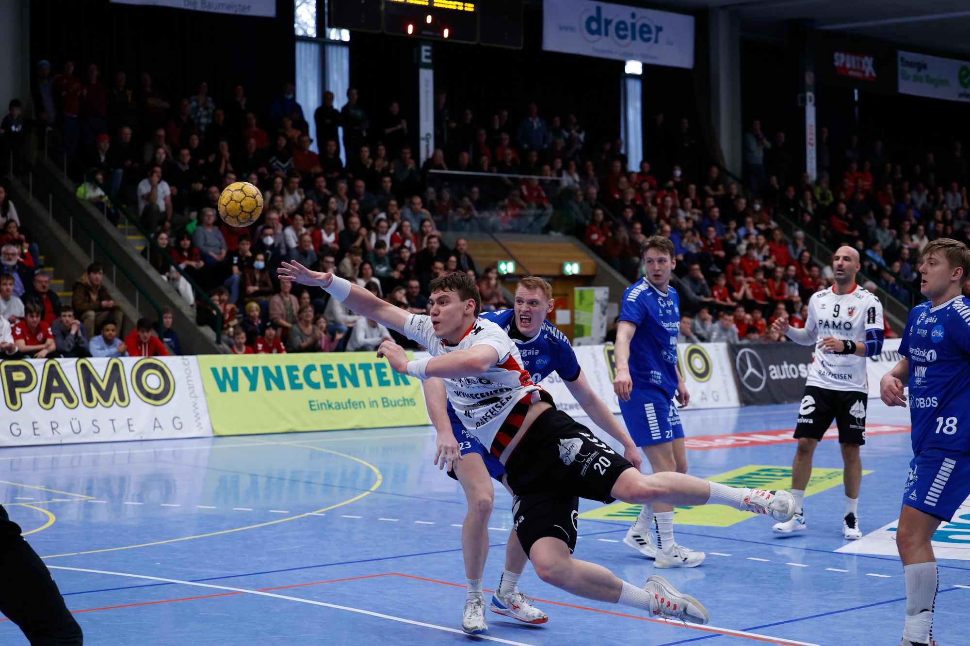 Drammen and Alingsås through after away wins