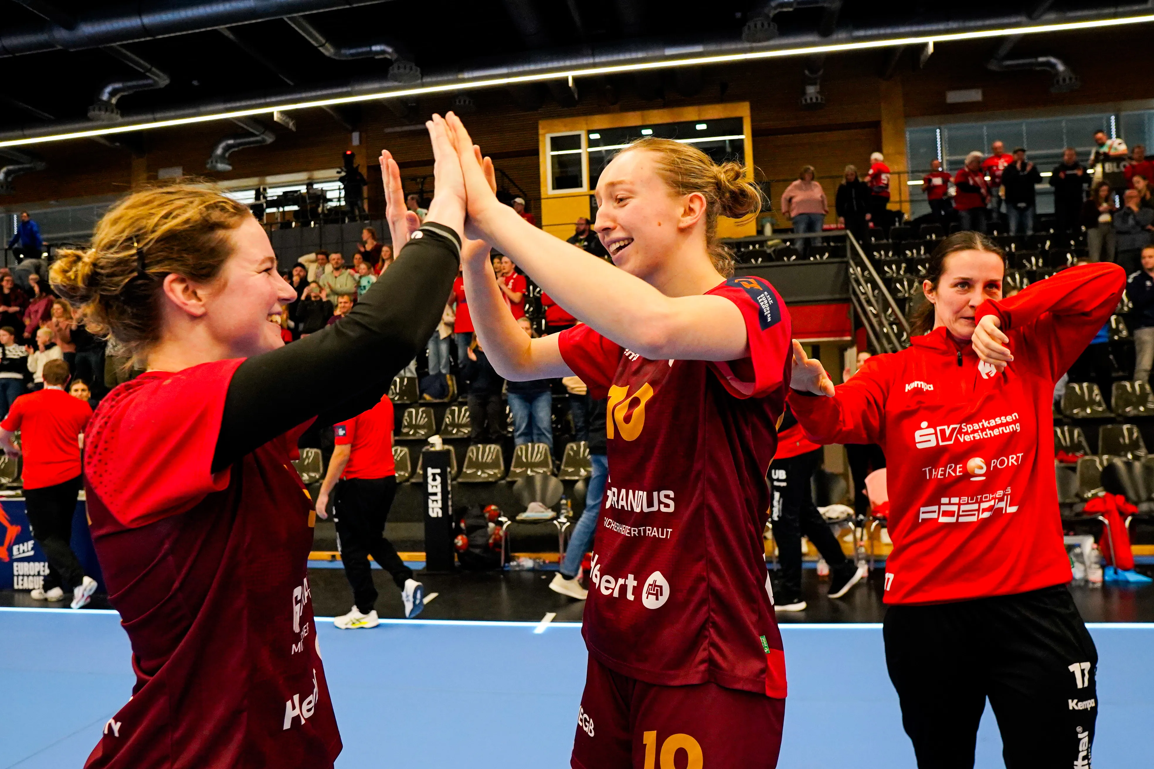 Flames get the job done to secure quarter-finals; Bera Bera win